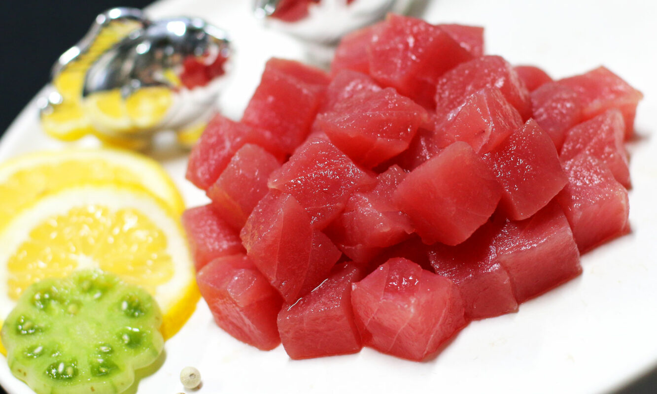 CO TREATED TUNA CUBES – Amber Foods